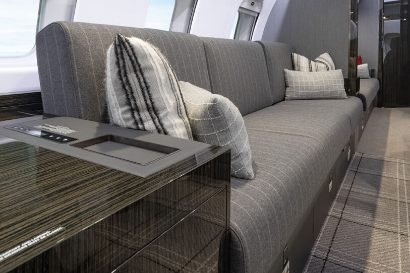 15 Passenger Global 6500 - PIT - Private Jet Charter | Solairus Aviation