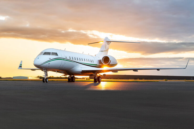 12 Passenger Global 5000 - OXC - Private Jet Charter | Solairus Aviation